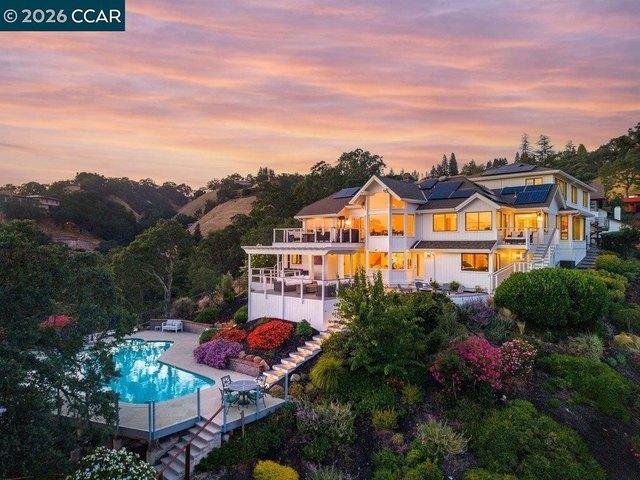 136 Tracy Ln, Alamo, CA 94507
