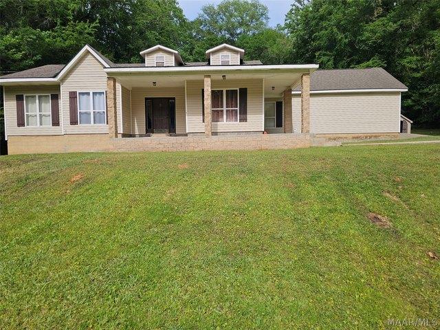 136 Village Creek Rd, Prattville, AL 36067