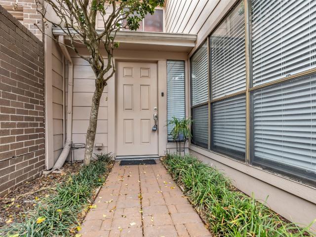 13740 Hollowgreen Drive 605