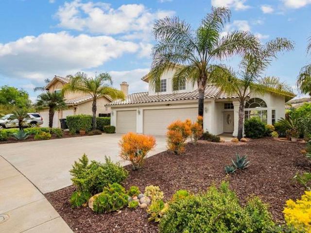 13741 Wyeth Rd, El Cajon, CA 92021