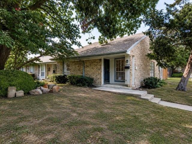 13747 Flagstone Ln, Dallas, TX 75240