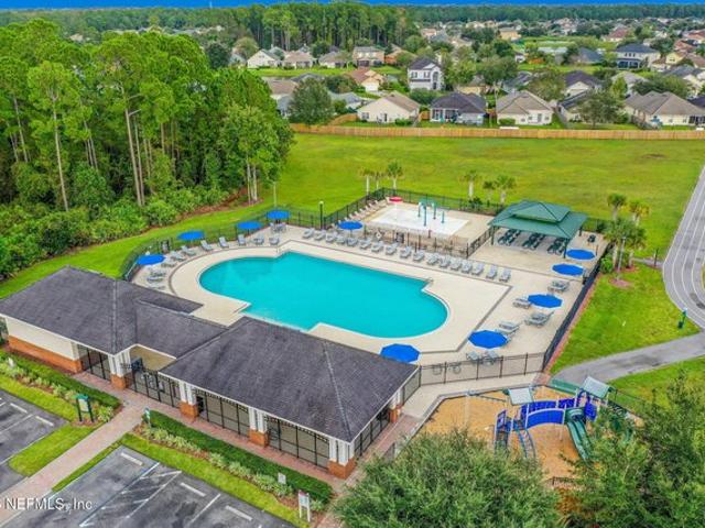 13745 Victoria Lakes Dr, Jacksonville, FL 32226