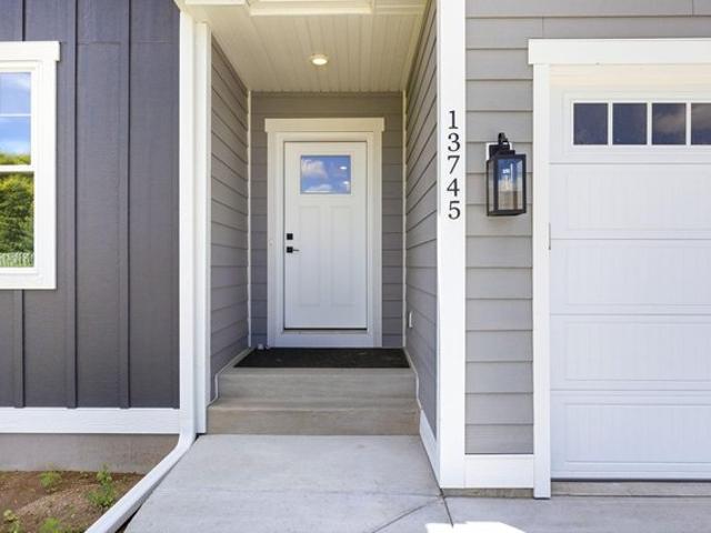 13745 nd Ct N, Maple Grove, MN 55369