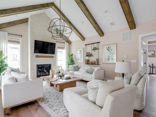 1374 Anderson Road