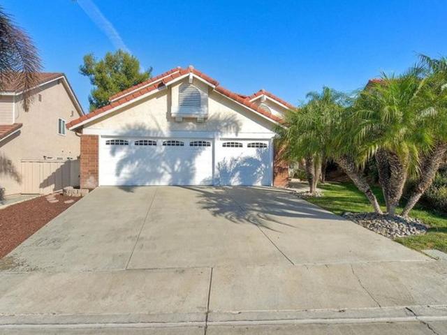 1374 Beringer Ln, Vista, CA 92081