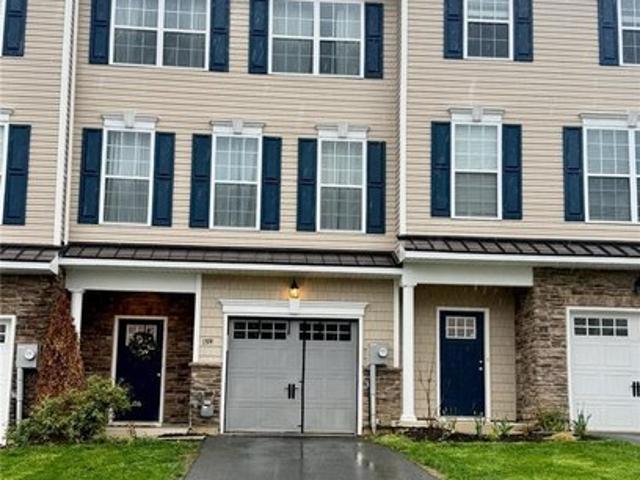 1374 Black Forest Dr, Allentown, PA 18104