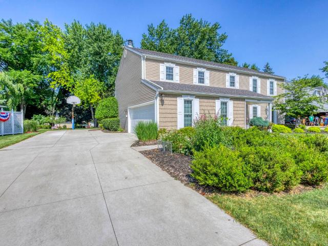 1374 E Horseshoe Bend Drive