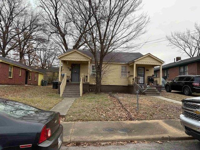 1374 Rayner St, Memphis, TN 38106