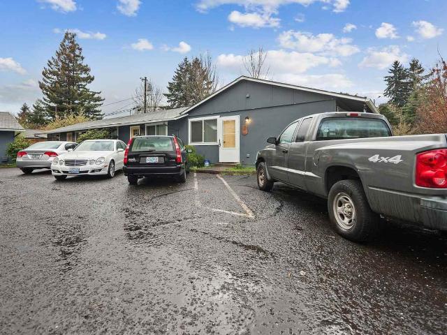 1374CEDA 2 Bedroom Apartment for Rent at 1374 Se Cedar St, Hillsboro, OR 97123 Central Hillsboro