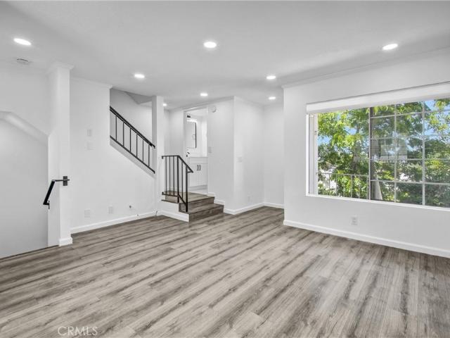 13750 Hubbard 77