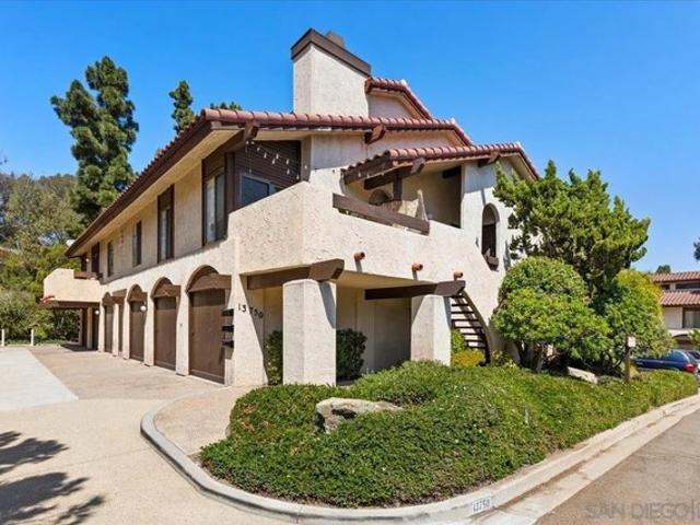 13750 Ruette Le Parc Unit A, Del Mar, CA 92014