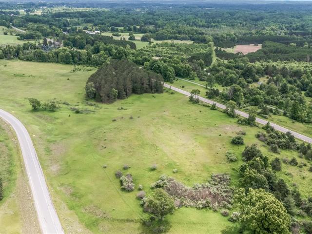 13751 Mackinaw Trail