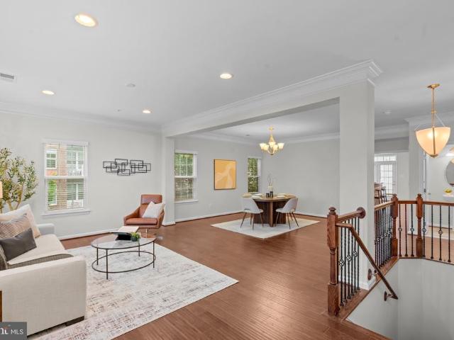 13752 Earhart Circle
