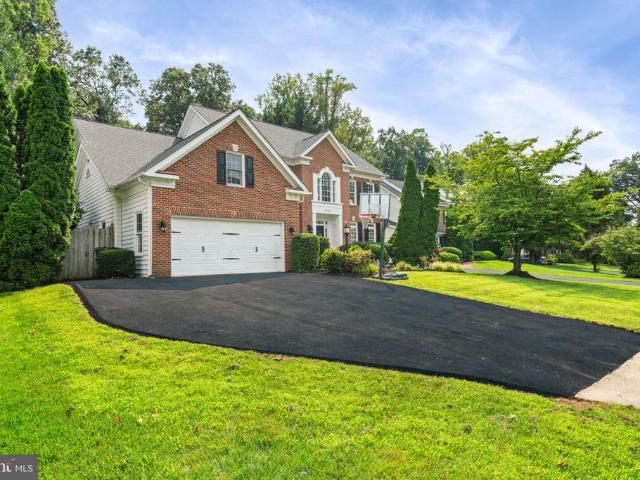 13757 Royal Red Terrace