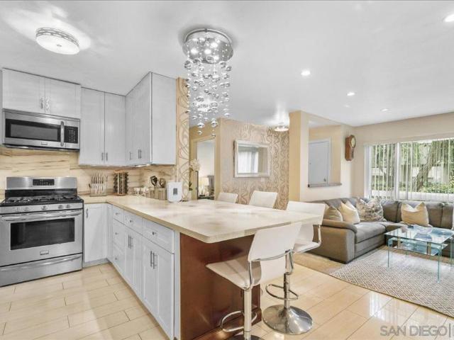 13754 Mango Dr 123