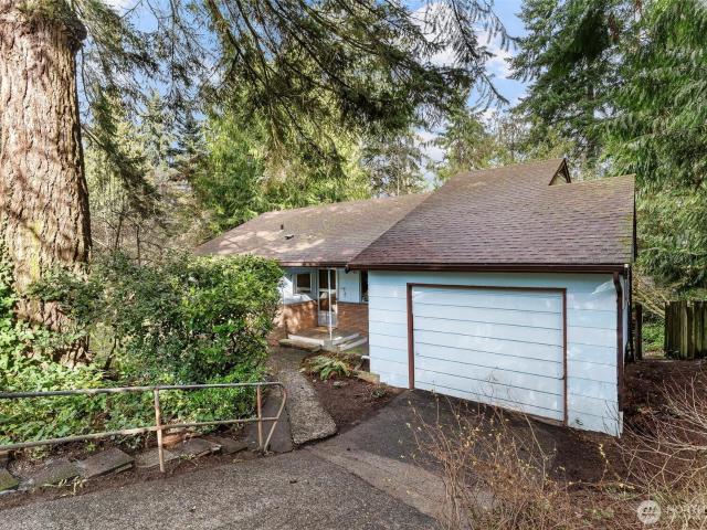 13758 Palatine Ave N, Seattle, WA 98133 | MLS #2488 | Compass
