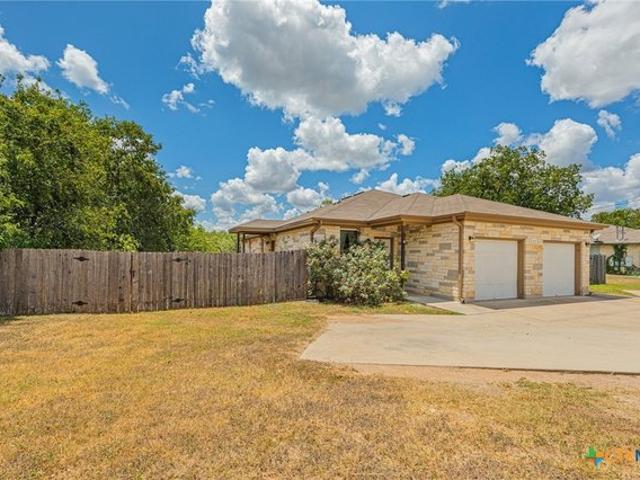 1375 Main St, Liberty Hill, TX 78642