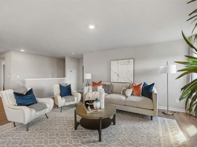 1375 Mallard Lane