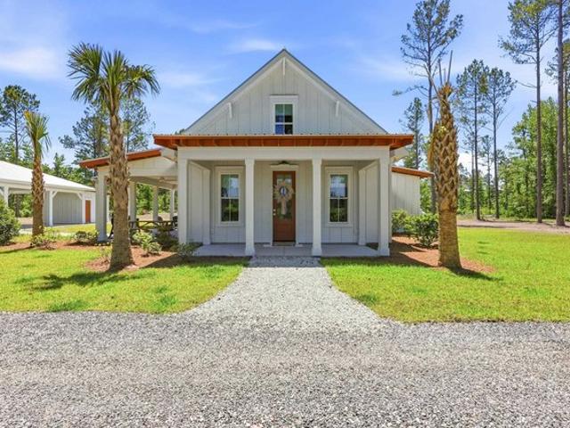 1375 N Old Georgetown Rd, Lake City, SC 29560