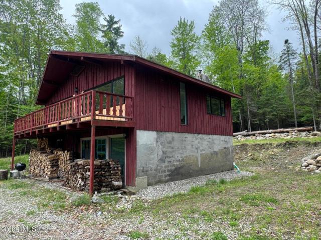 1375 River Road