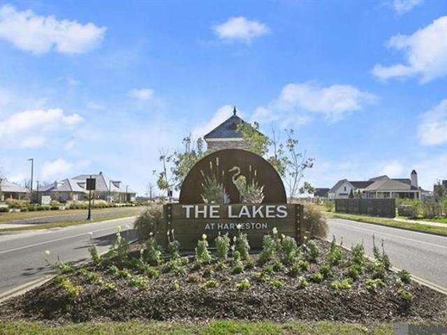 13763 Sweet Cherry Dr, Baton Rouge, LA 70810