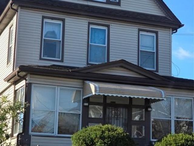 13760 Bedell St, Springfield Gardens, NY 11413
