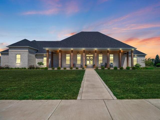 13761 Jennings Lane, Crown Point, IN 46307