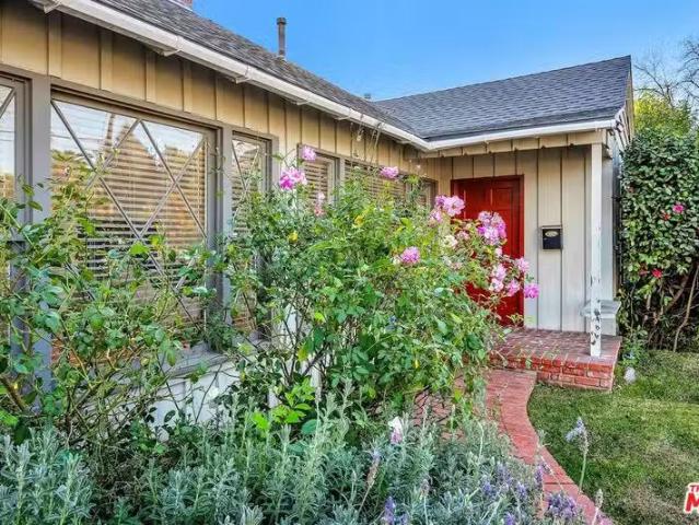 13768 Erwin St Houses in Los Angeles, CA