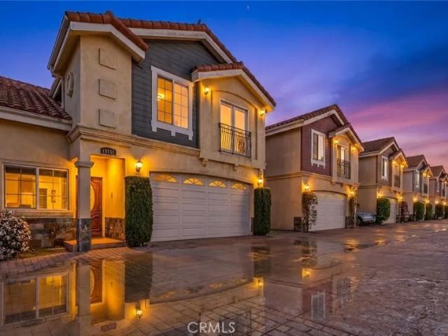 13769 Cordary Ave, Hawthorne, CA 90250 | MLS #DW26051 | Compass
