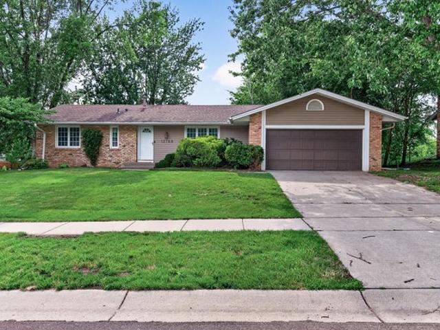 13769 Fairlawn Ave, Apple Valley, MN 55124