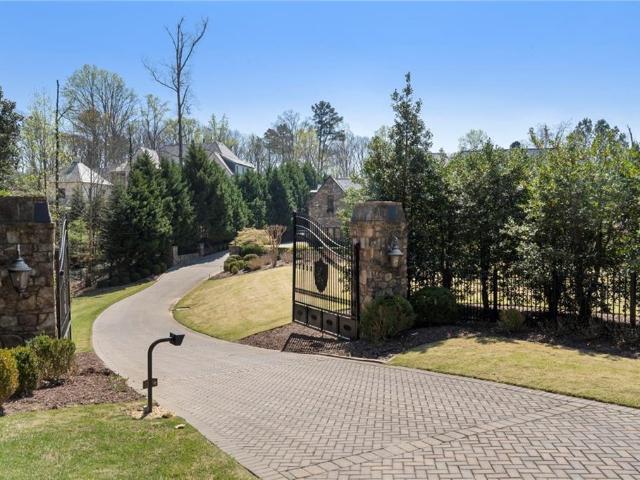 1376 Mount Paran Road NW