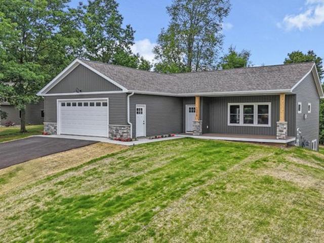 1376 Nightingale Ln, Kingsley, MI 49649