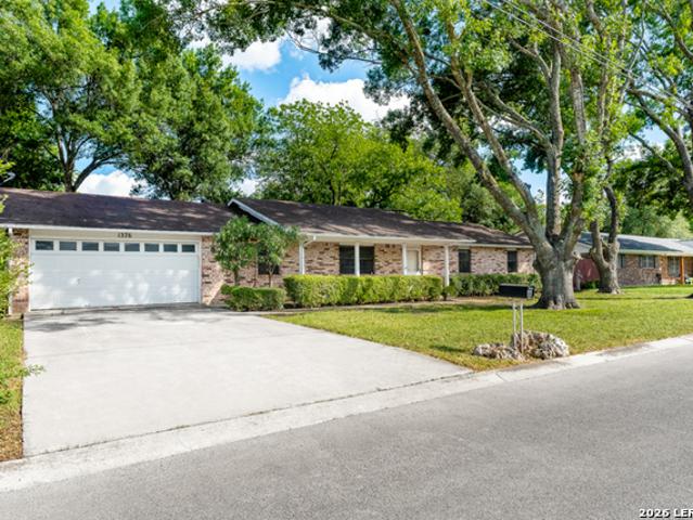 1376 Poppy Ln