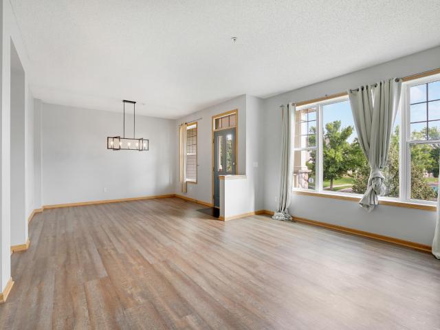 1376 th Avenue N