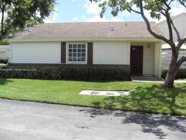 13772 149th Cir Ln SW #1 77, Miami, FL 33186