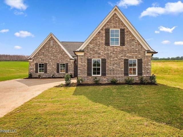 13772 Molly Madeline Ln, Olive Branch, MS 38654