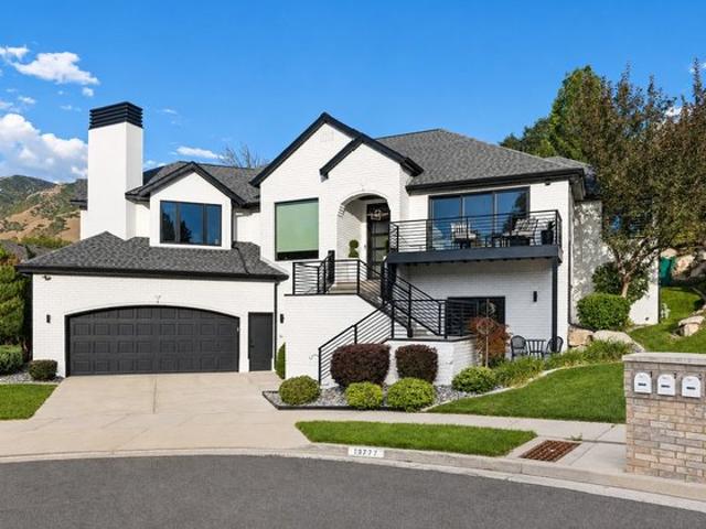 13777 S Esther Ann Cir, Draper, UT 84020