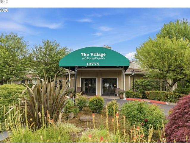 13775 SW Scholls Ferry Rd Unit 305, Portland, OR 97221