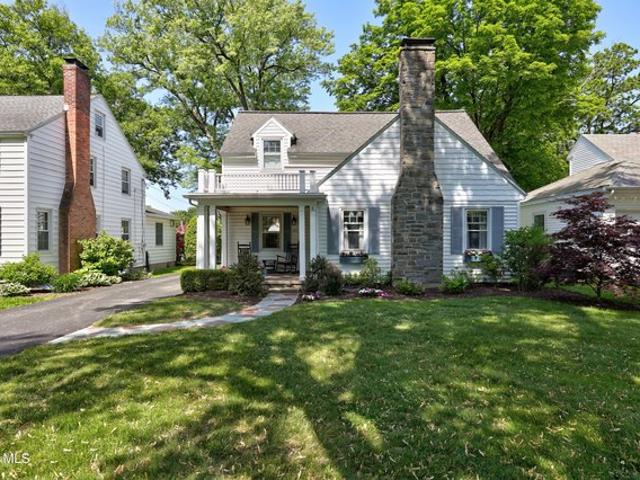 1377 Clifton Park Rd, Niskayuna, NY 12309