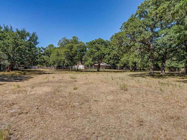 1377 E Gibtown Rd, Poolville, TX 76487