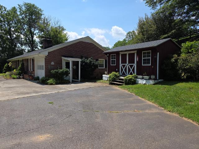 1377 Floyd Hwy N