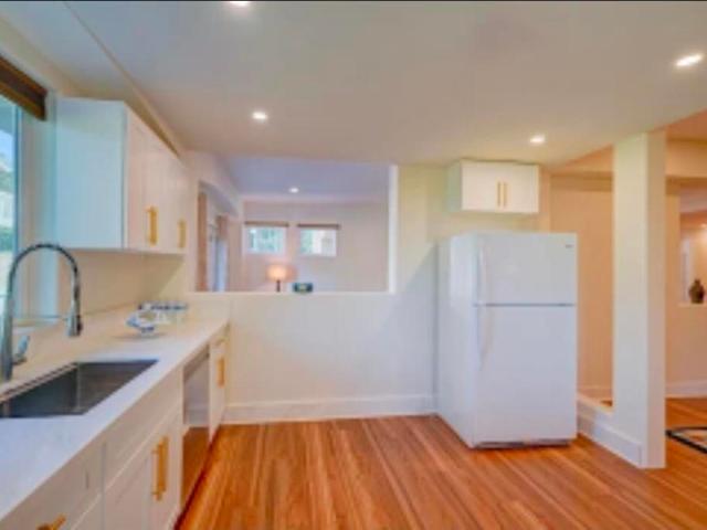 1377 Knoll Road #A