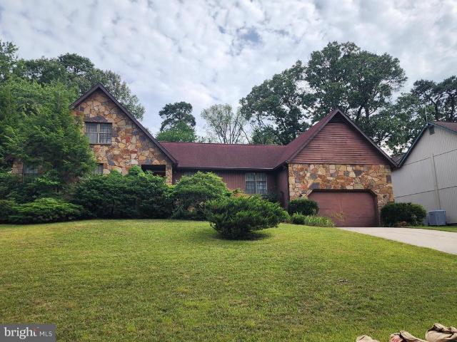 1377 Teaberry Lane E