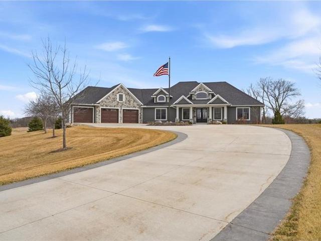 13781 Pribyl Pond Ln, Shakopee, MN 55379