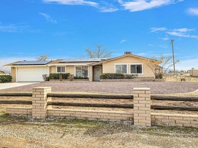 13787 Cree Rd, Apple Valley, CA 92307