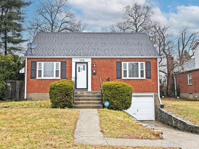 1378 Adams Rd, Mount Healthy, OH 45231