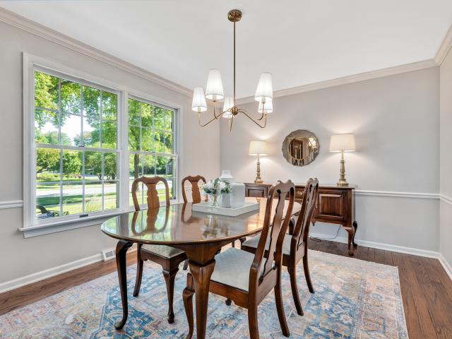 1378 Colonial Square
