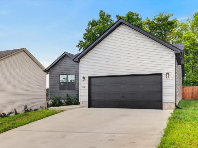 1378 Isaiah Dr