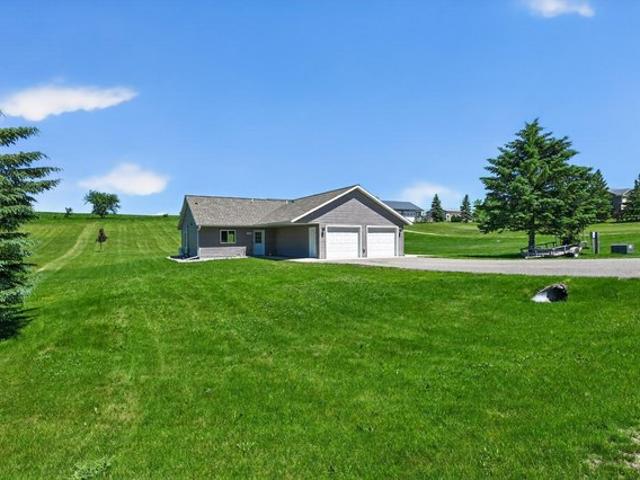 1378 W Latoka Dr SW, Alexandria, MN 56308
