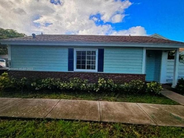 13795 147th Cir Ln SW #1 12, Miami, FL 33186